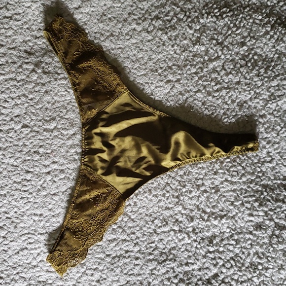 Parade | Intimates & Sleepwear | Nwot Parade Luxe Satin Luminous Lace ...